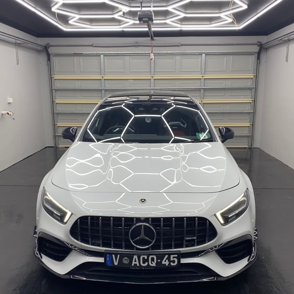 3.63m x 2.43m / 11.9ft x 7.97ft - 5 PACK HEXAGRID LED LIGHTING SYSTEM | Get Lit LED Lighting Store